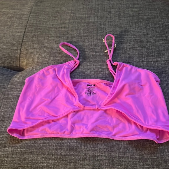 SKIMS | Intimates & Sleepwear | Skims Micro Cording V Crop Top | Poshmark